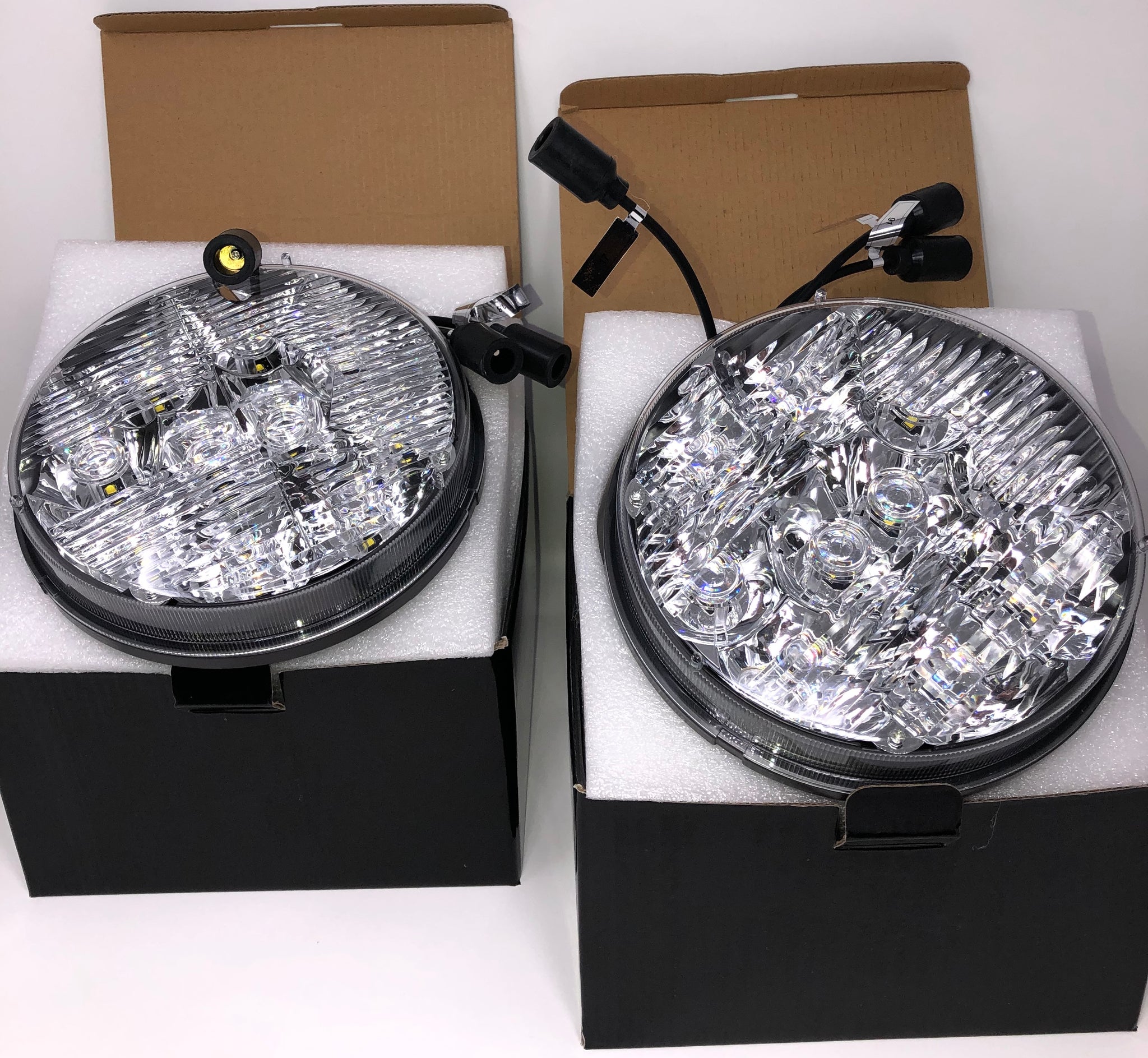 OEM Headlight Pair Plus 22 PC LED Bulb Conversion Kit OEM Style 24V LE ...